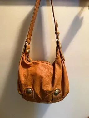 Cynthia Rowley | Bags | Cynthia Rowley Tan Leather Shoulder Hobo Bag ...